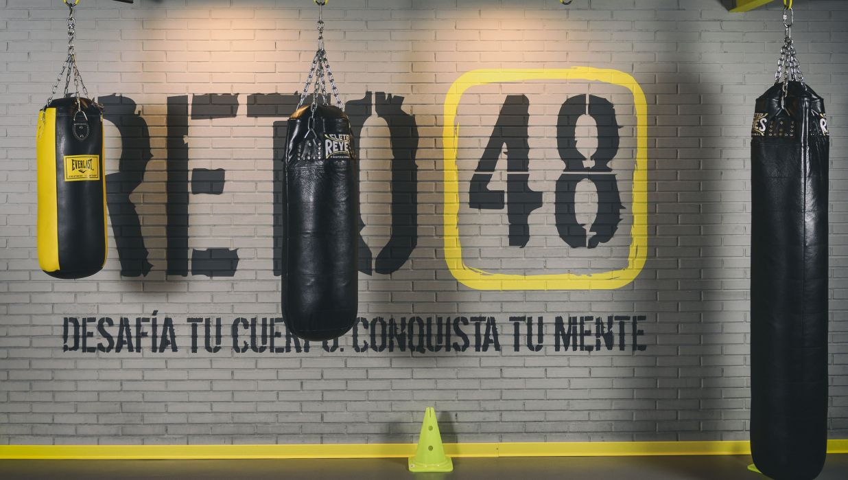 Reto 48 suma fuerzas con Technogym para ofrecer contenido...