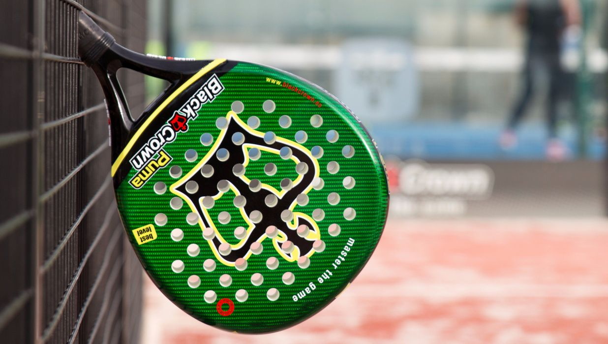 Puma retoma su camino en el mundo del pádel de la mano de...