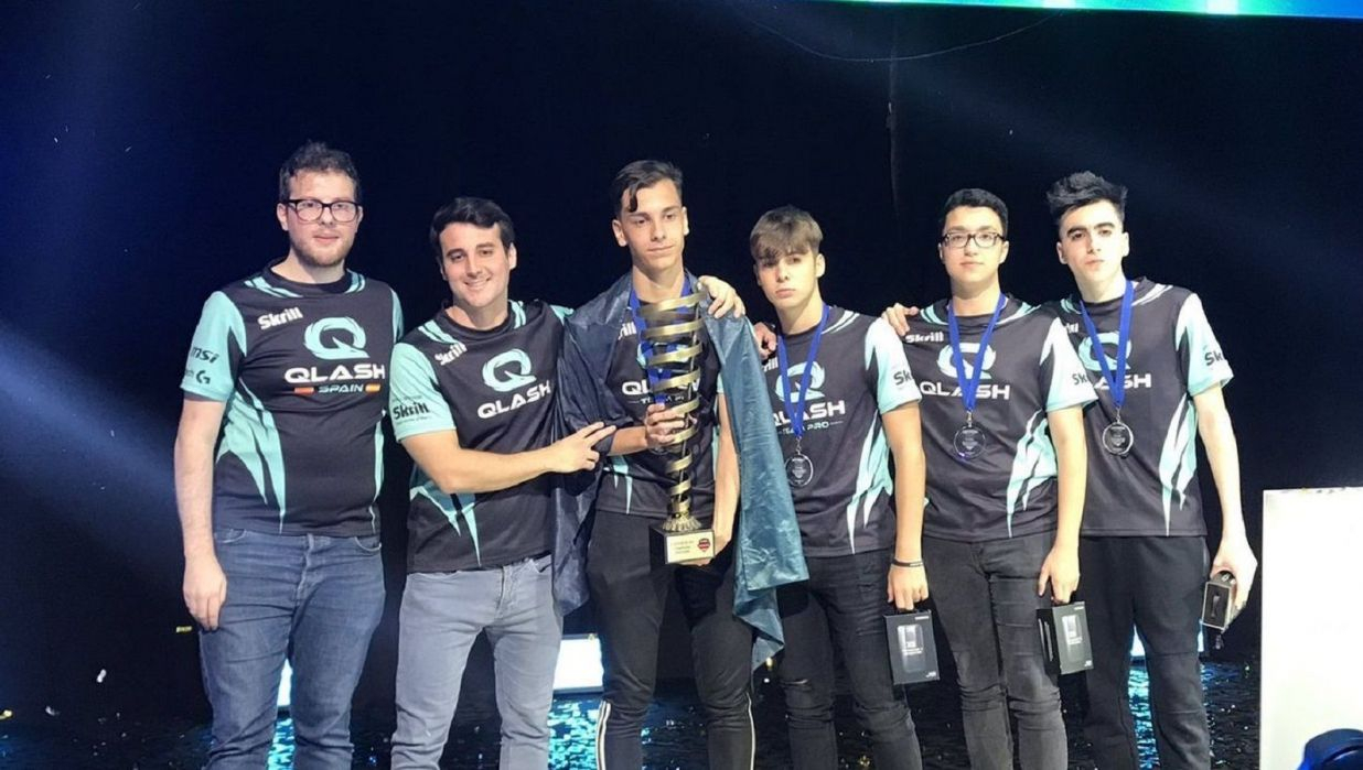 Qlash ficha a Kelme como patrocinador técnico del club de eSports en España