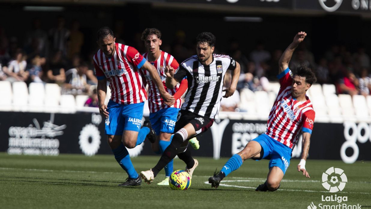 El Real Sporting eleva a Jalisco al frontal de la camiseta hasta 2025 y mantiene a Integra Energía