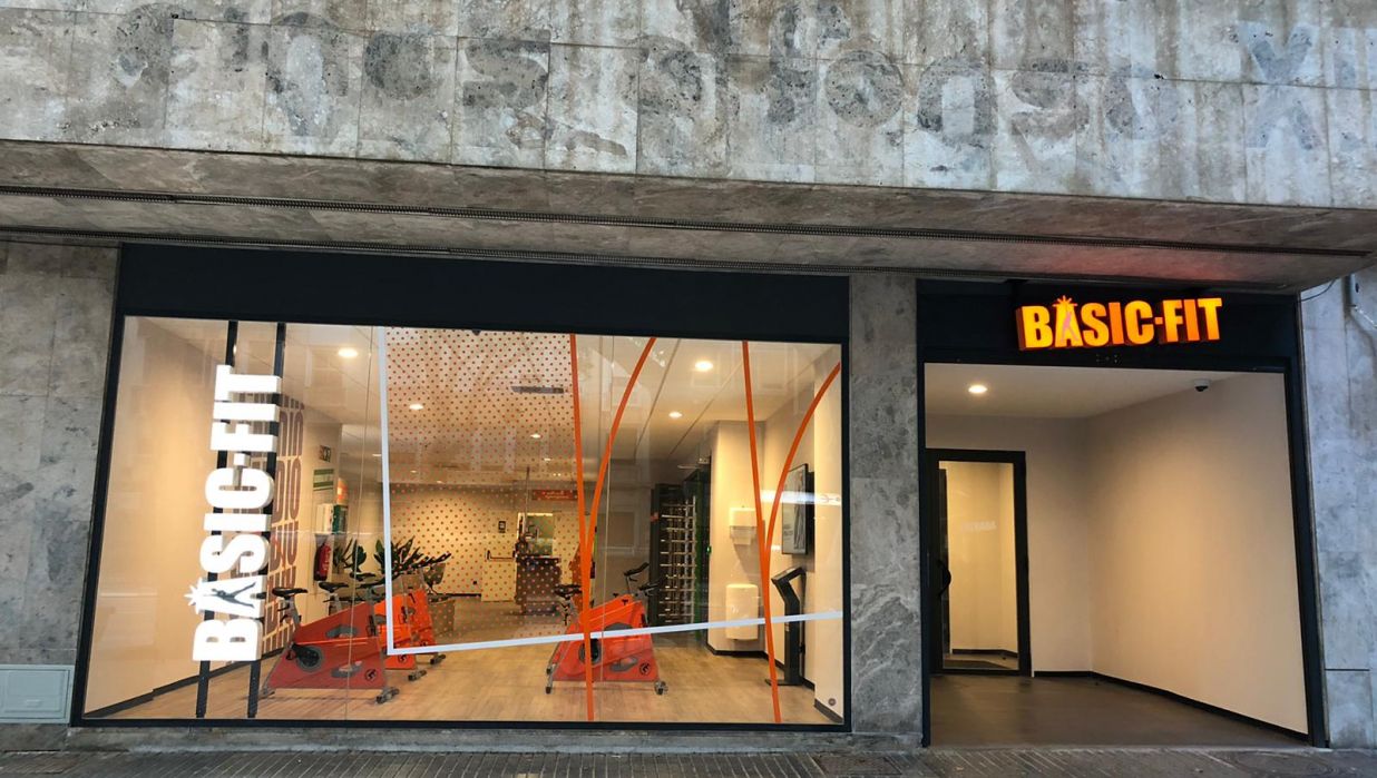 Basic-Fit reduce pérdidas a 6,8 millones hasta junio de 2023 tras ...