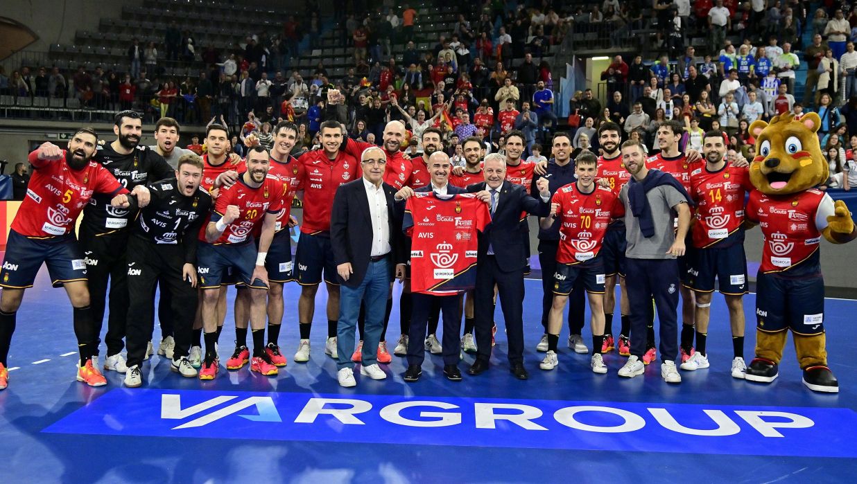 La Real Federación Española de Balonmano ficha a Var Group como socio ...
