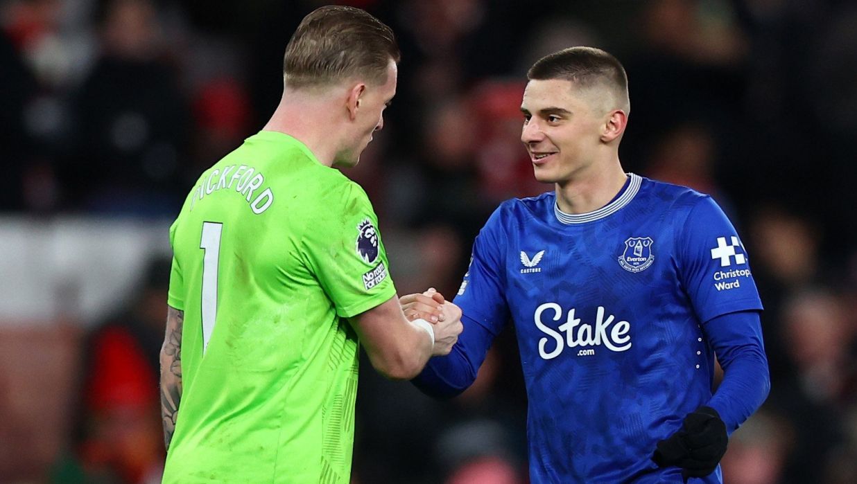 La Premier League aprueba la compra del Everton FC por parte del dueño ...