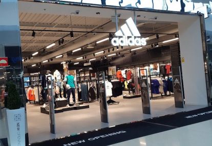 Adidas amplía su red en España con un outlet en La Roca V...