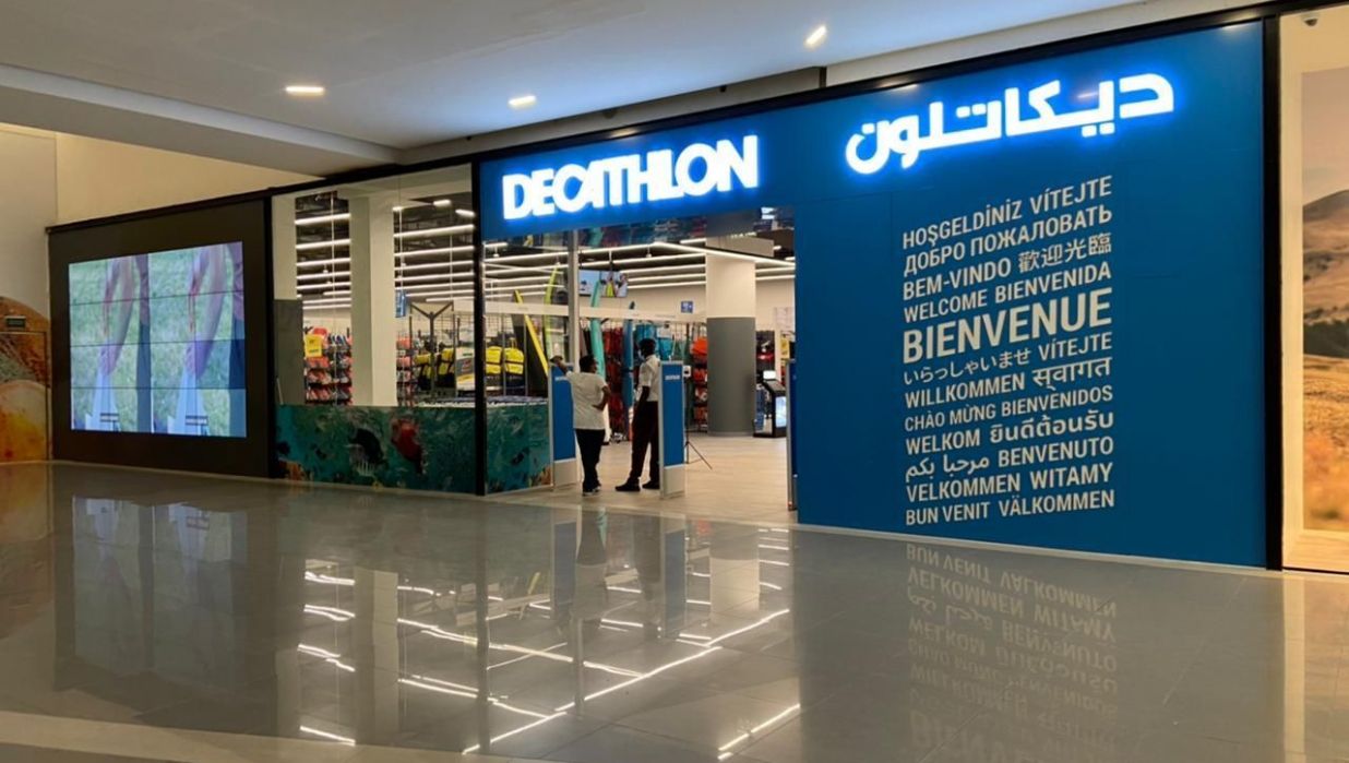Decathlon entra en un nuevo mercado: abre su primera tien...